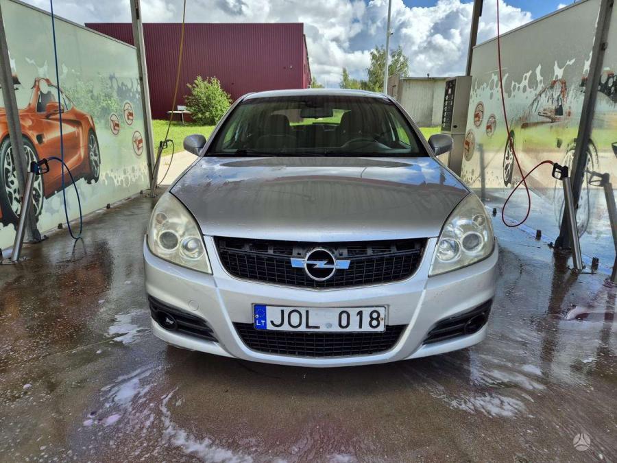 Grey Opel Vectra 2006 in Telschi, with an engine capacity of 1.91 L and mileage of 278 thousand km for 850 €, photo 3 on AUTOMOTO.COM.LV