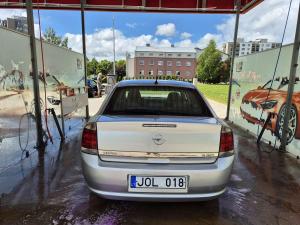 Grey Opel Vectra 2006 in Telschi, with an engine capacity of 1.91 L and mileage of 278 thousand km for 850 €, photo 8 on AUTOMOTO.COM.LV