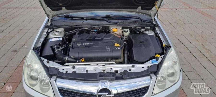 Grey Opel Vectra 2006 in Siauliai, with an engine capacity of 1.90 L and mileage of 357 thousand km for 1000 €, photo 10 on AUTOMOTO.COM.LV