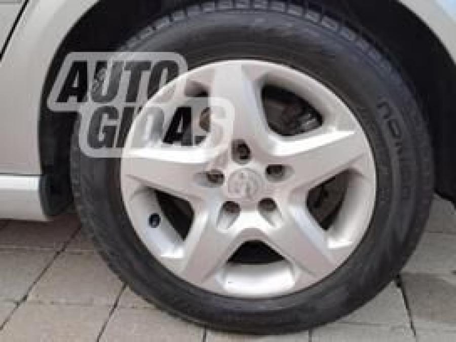Grey Opel Vectra 2006 in Siauliai, with an engine capacity of 1.90 L and mileage of 357 thousand km for 1000 €, photo 19 on AUTOMOTO.COM.LV