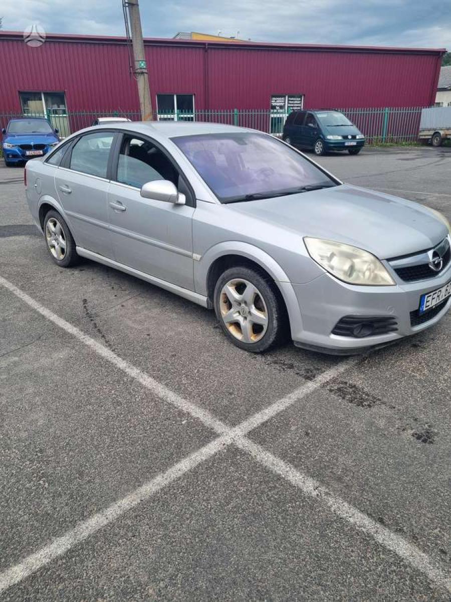 Pelēks Opel Vectra 2007 Viļņa, ar dzinēja tilpumu 1.91 L un nobraukumu 310 tūkst. km par 1300 €, foto 10 vietnē AUTOMOTO.COM.LV