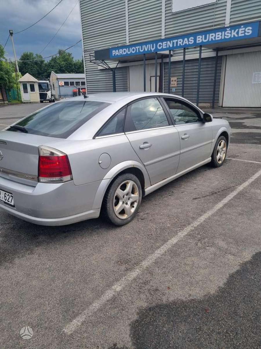 Pelēks Opel Vectra 2007 Viļņa, ar dzinēja tilpumu 1.91 L un nobraukumu 310 tūkst. km par 1300 €, foto 11 vietnē AUTOMOTO.COM.LV