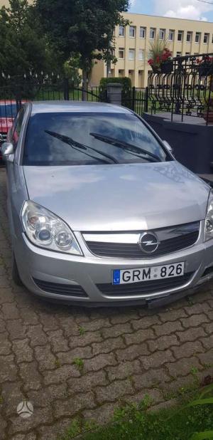 Grey Opel Vectra 2008 in Kaunas, with an engine capacity of 1.91 L and mileage of 243 thousand km for 1100 €, photo  on AUTOMOTO.COM.LV