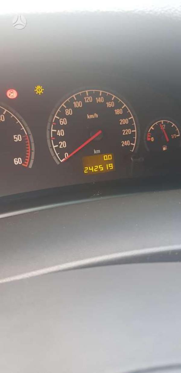 Pelēks Opel Vectra 2008 Kauņa, ar dzinēja tilpumu 1.91 L un nobraukumu 243 tūkst. km par 1100 €, foto 9 vietnē AUTOMOTO.COM.LV