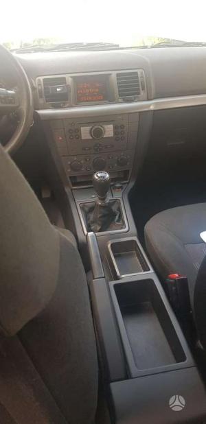 Grey Opel Vectra 2008 in Kaunas, with an engine capacity of 1.91 L and mileage of 243 thousand km for 1100 €, photo 12 on AUTOMOTO.COM.LV
