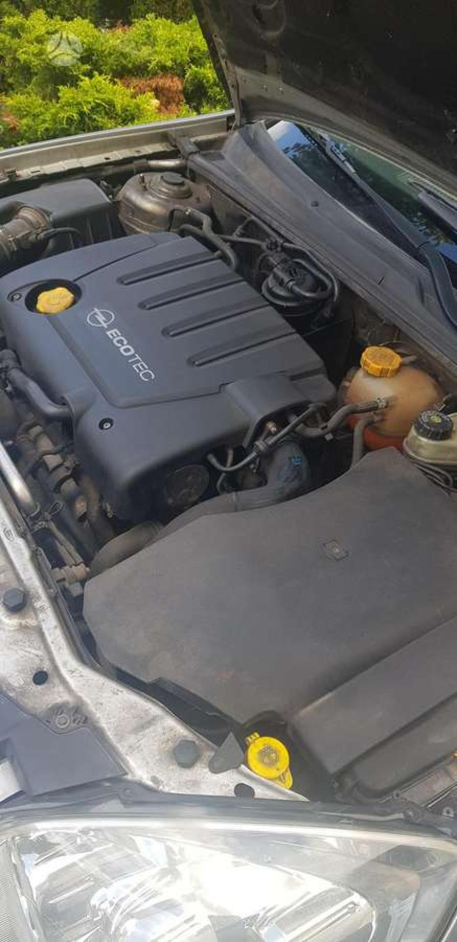 Grey Opel Vectra 2008 in Kaunas, with an engine capacity of 1.91 L and mileage of 243 thousand km for 1100 €, photo 13 on AUTOMOTO.COM.LV