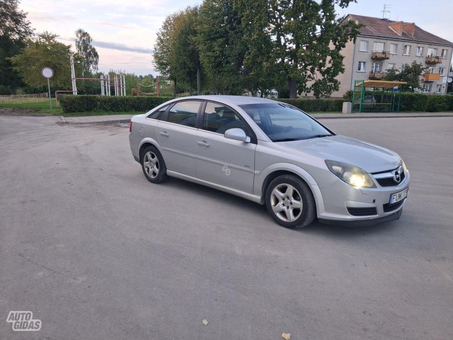 Серый Опель Вектра 2008 в Вильнюс, объемом двигателя 1.90 л и пробегом 367 тыс. км за 1450 €, фото 1 на AUTOMOTO.COM.LV