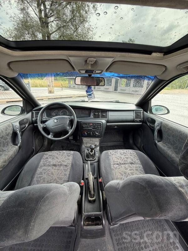 Pelēks Opel Vectra 1996 Madona, ar dzinēja tilpumu 1.60 L un nobraukumu 247 tūkst. km par 950 €, foto 5 vietnē AUTOMOTO.COM.LV