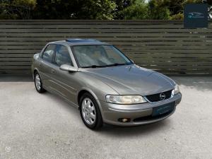 Pelēks Opel Vectra 1999 Kauņa, ar dzinēja tilpumu 2.50 L un nobraukumu 299 tūkst. km par 2250 €, foto 4 vietnē AUTOMOTO.COM.LV