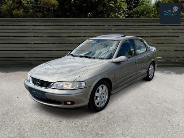 Grey Opel Vectra 1999 in Kaunas, with an engine capacity of 2.50 L and mileage of 299 thousand km for 2250 €, photo 8 on AUTOMOTO.COM.LV