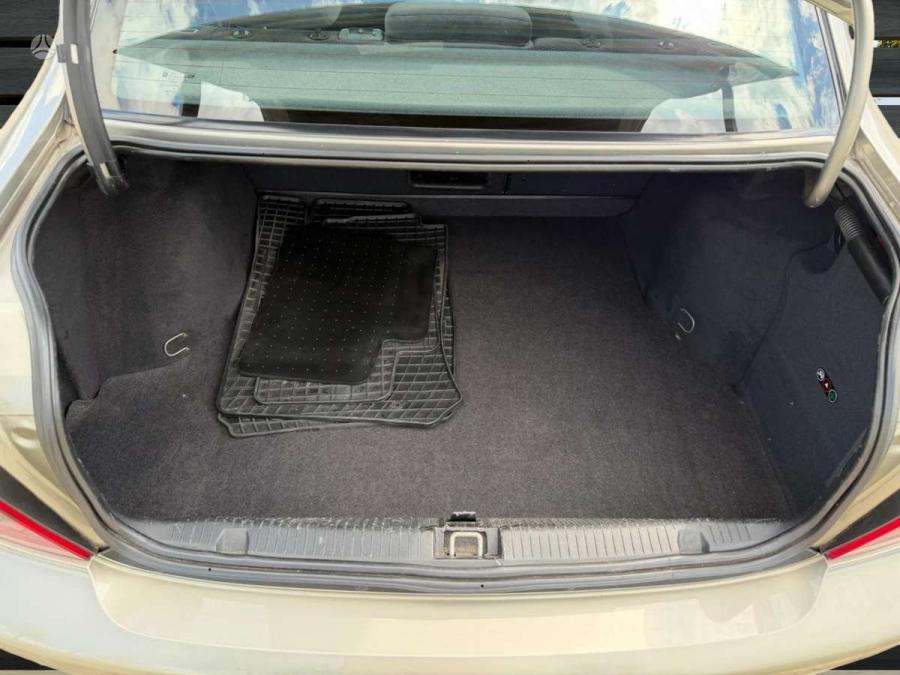 Pelēks Opel Vectra 1999 Kauņa, ar dzinēja tilpumu 2.50 L un nobraukumu 299 tūkst. km par 2250 €, foto 21 vietnē AUTOMOTO.COM.LV