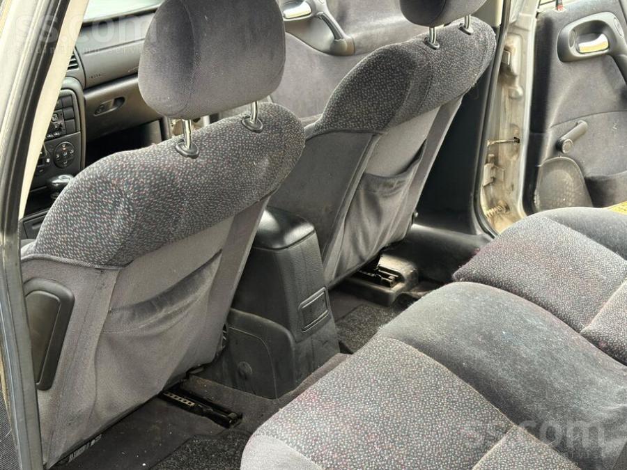 Серый Опель Вектра 2000 в Лиепая, объемом двигателя 1.80 л и пробегом 185 тыс. км за 1400 €, фото 8 на AUTOMOTO.COM.LV