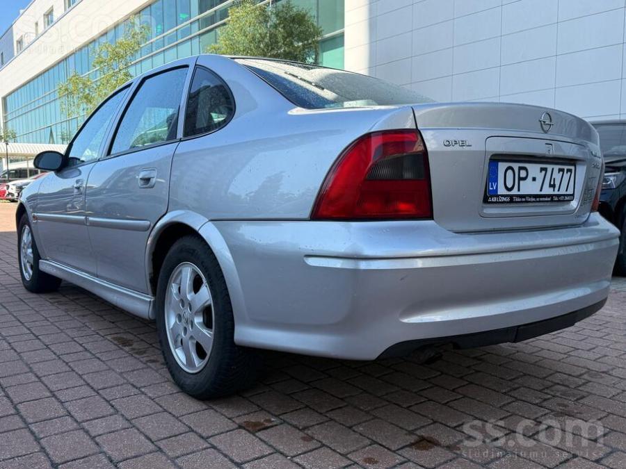 Grey Opel Vectra 2001 in Riga, with an engine capacity of 2.00 L and mileage of 0 thousand km for 2500 €, photo 13 on AUTOMOTO.COM.LV