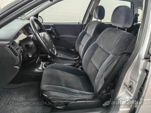 Pelēks Opel Vectra 2001 Viljandi, ar dzinēja tilpumu 1.60 L un nobraukumu 67 tūkst. km par 2990 €, foto 8 vietnē AUTOMOTO.COM.LV