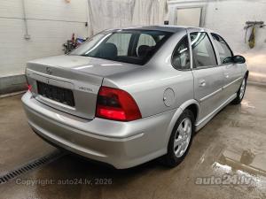 Pelēks Opel Vectra 2001 Viljandi, ar dzinēja tilpumu 1.60 L un nobraukumu 67 tūkst. km par 2990 €, foto 13 vietnē AUTOMOTO.COM.LV