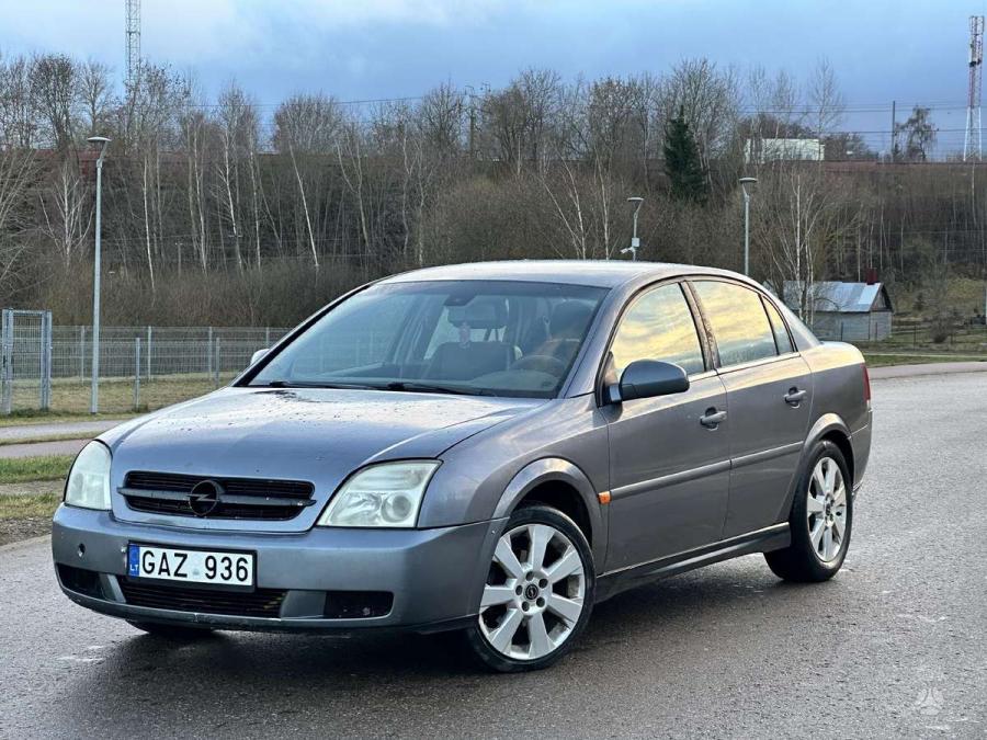 Pelēks Opel Vectra 2002 Viļņa, ar dzinēja tilpumu 2.17 L un nobraukumu 300 tūkst. km par 499 €, foto 1 vietnē AUTOMOTO.COM.LV