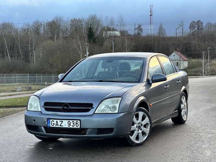 Pelēks Opel Vectra 2002 Viļņa, ar dzinēja tilpumu 2.17 L un nobraukumu 300 tūkst. km par 499 €, foto 2 vietnē AUTOMOTO.COM.LV