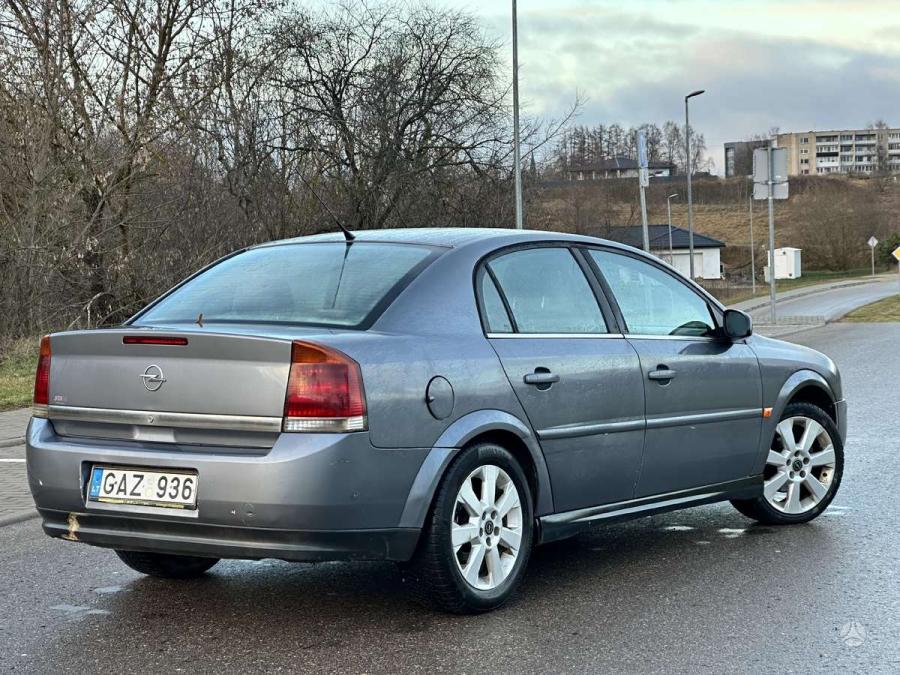 Pelēks Opel Vectra 2002 Viļņa, ar dzinēja tilpumu 2.17 L un nobraukumu 300 tūkst. km par 499 €, foto 6 vietnē AUTOMOTO.COM.LV