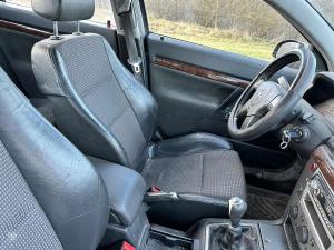 Pelēks Opel Vectra 2002 Viļņa, ar dzinēja tilpumu 2.17 L un nobraukumu 300 tūkst. km par 499 €, foto 12 vietnē AUTOMOTO.COM.LV
