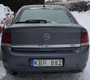 Pelēks Opel Vectra 2002 Klaipėda, ar dzinēja tilpumu 2.17 L un nobraukumu 300 tūkst. km par 850 €, foto 2 vietnē AUTOMOTO.COM.LV