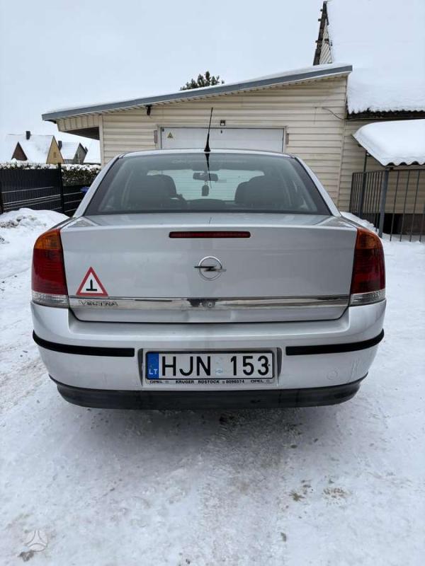 Pelēks Opel Vectra 2002 Kelmė, ar dzinēja tilpumu 2.17 L un nobraukumu 211 tūkst. km par 1300 €, foto 6 vietnē AUTOMOTO.COM.LV
