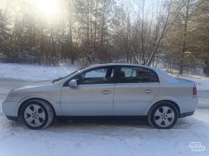 Pelēks Opel Vectra 2002 Anykščiai, ar dzinēja tilpumu 2.00 L un nobraukumu 275 tūkst. km par 950 €, foto 3 vietnē AUTOMOTO.COM.LV