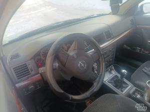 Pelēks Opel Vectra 2002 Anykščiai, ar dzinēja tilpumu 2.00 L un nobraukumu 275 tūkst. km par 950 €, foto 6 vietnē AUTOMOTO.COM.LV