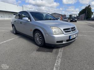 Pelēks Opel Vectra 2002 Klaipėda, ar dzinēja tilpumu 2.20 L un nobraukumu 302 tūkst. km par 1450 €, foto 3 vietnē AUTOMOTO.COM.LV