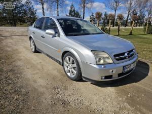 Pelēks Opel Vectra 2002 Pakruojis, ar dzinēja tilpumu 2.20 L un nobraukumu 304 tūkst. km par 600 €, foto  vietnē AUTOMOTO.COM.LV