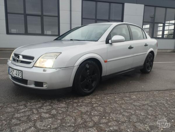 Pelēks Opel Vectra 2002 Panevēža, ar dzinēja tilpumu 2.20 L un nobraukumu 325 tūkst. km par 500 €, foto 6 vietnē AUTOMOTO.COM.LV