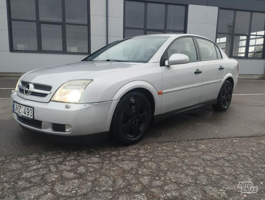 Pelēks Opel Vectra 2002 Panevēža, ar dzinēja tilpumu 2.20 L un nobraukumu 325 tūkst. km par 500 €, foto 7 vietnē AUTOMOTO.COM.LV