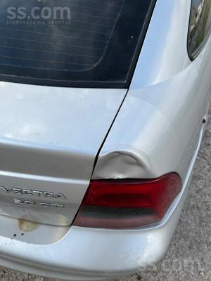 Pelēks Opel Vectra 2002 Rīga, ar dzinēja tilpumu 2.00 L un nobraukumu 219 tūkst. km par 1200 €, foto 5 vietnē AUTOMOTO.COM.LV