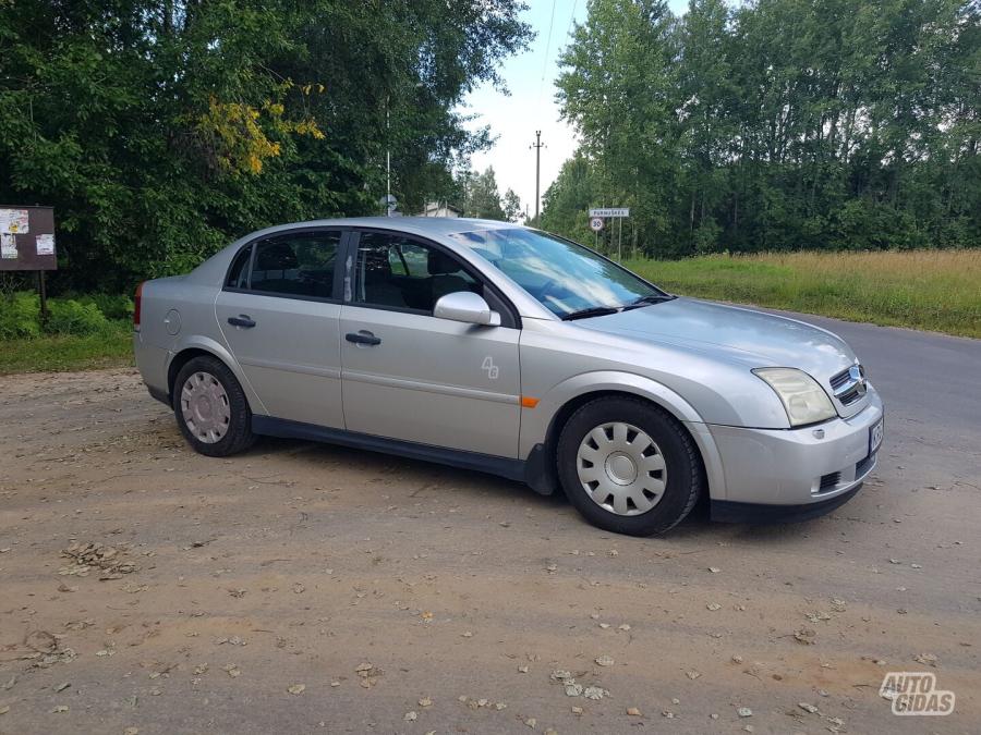 Pelēks Opel Vectra 2002 Viļņa, ar dzinēja tilpumu 2.20 L un nobraukumu 380 tūkst. km par 450 €, foto 1 vietnē AUTOMOTO.COM.LV
