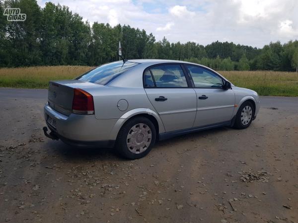 Опель Вектра 2002 в Вильнюс на AUTOMOTO.COM.LV Серый Опель Вектра 2002 в Вильнюс, объемом двигателя 2.20 л и пробегом 380 тыс. км за 450 €, фото 4 на AUTOMOTO.COM.LV