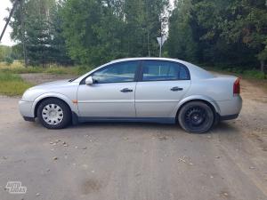 Pelēks Opel Vectra 2002 Viļņa, ar dzinēja tilpumu 2.20 L un nobraukumu 380 tūkst. km par 450 €, foto 6 vietnē AUTOMOTO.COM.LV