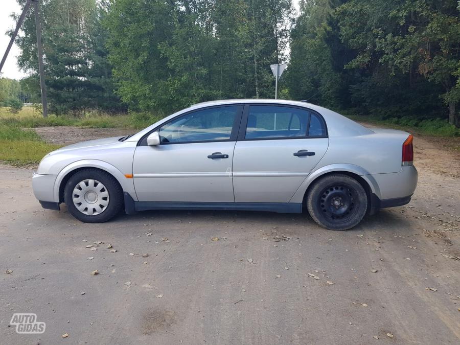 Pelēks Opel Vectra 2002 Viļņa, ar dzinēja tilpumu 2.20 L un nobraukumu 380 tūkst. km par 450 €, foto 6 vietnē AUTOMOTO.COM.LV