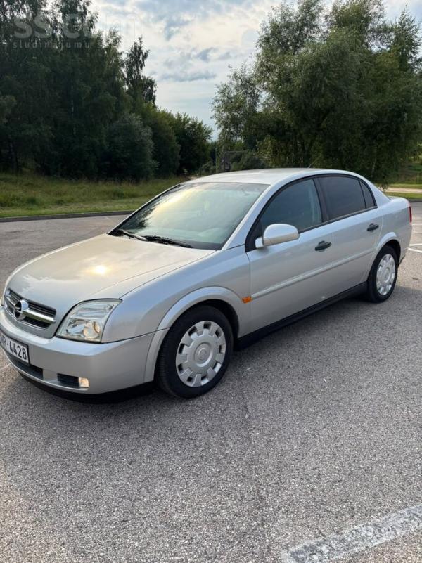 Pelēks Opel Vectra 2002 Krāslava, ar dzinēja tilpumu 1.80 L un nobraukumu 271 tūkst. km par 750 €, foto 4 vietnē AUTOMOTO.COM.LV