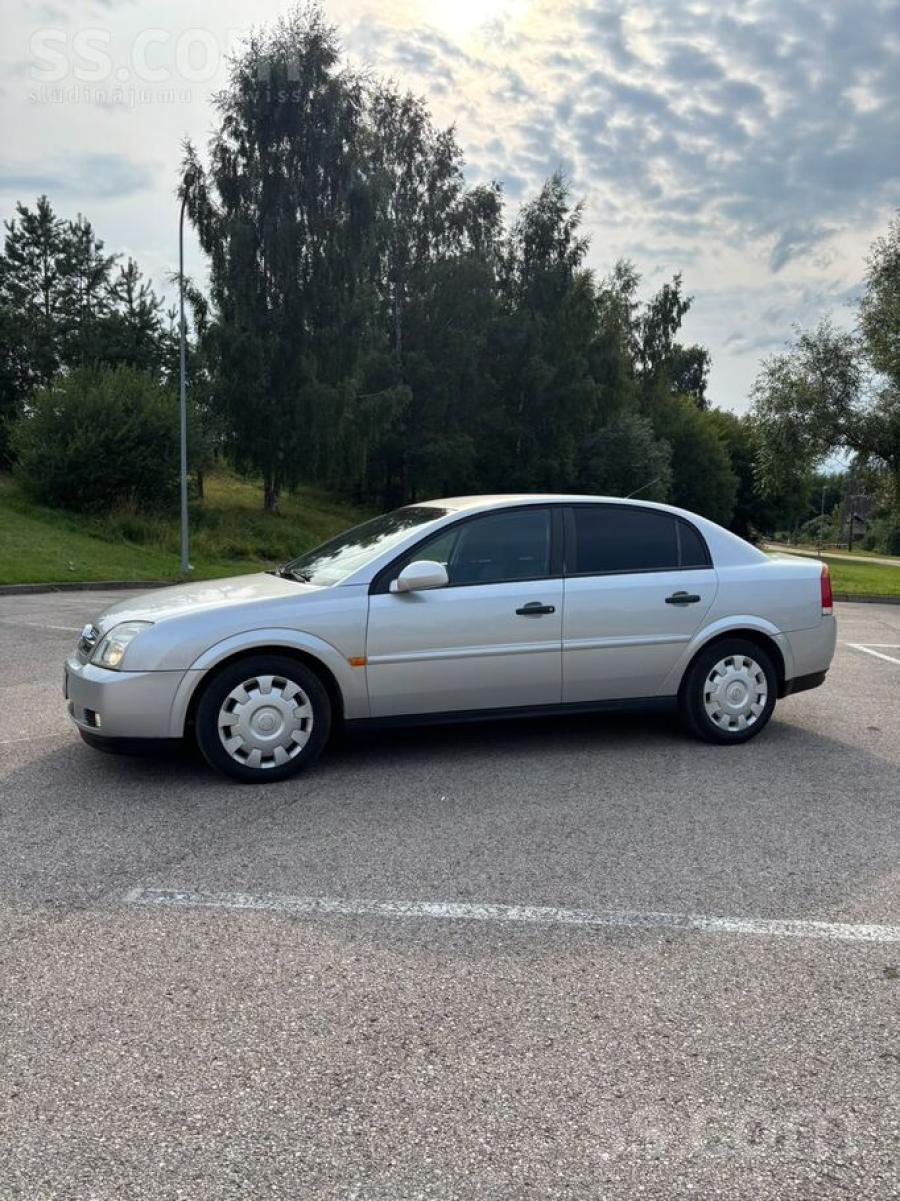 Pelēks Opel Vectra 2002 Krāslava, ar dzinēja tilpumu 1.80 L un nobraukumu 271 tūkst. km par 750 €, foto 5 vietnē AUTOMOTO.COM.LV