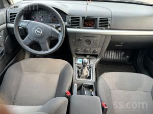 Pelēks Opel Vectra 2002 Krāslava, ar dzinēja tilpumu 1.80 L un nobraukumu 271 tūkst. km par 750 €, foto 7 vietnē AUTOMOTO.COM.LV