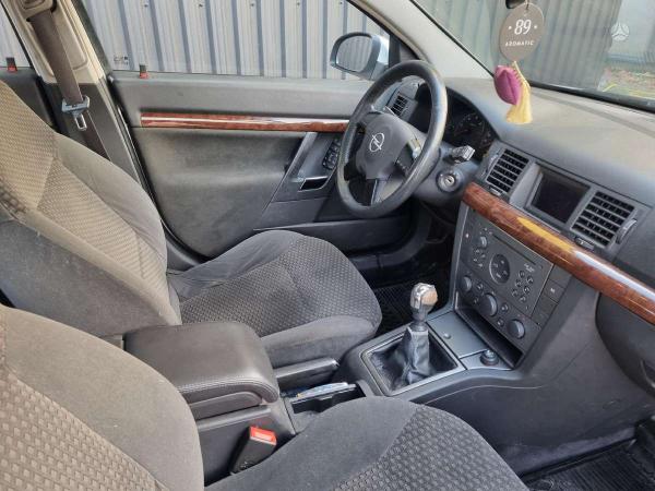 Pelēks Opel Vectra 2003 Kauņa, ar dzinēja tilpumu 2.20 L un nobraukumu 306 tūkst. km par 850 €, foto 5 vietnē AUTOMOTO.COM.LV