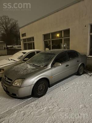 Pelēks Opel Vectra 2003 Rīga, ar dzinēja tilpumu 2.20 L un nobraukumu 299 tūkst. km par 400 €, foto  vietnē AUTOMOTO.COM.LV