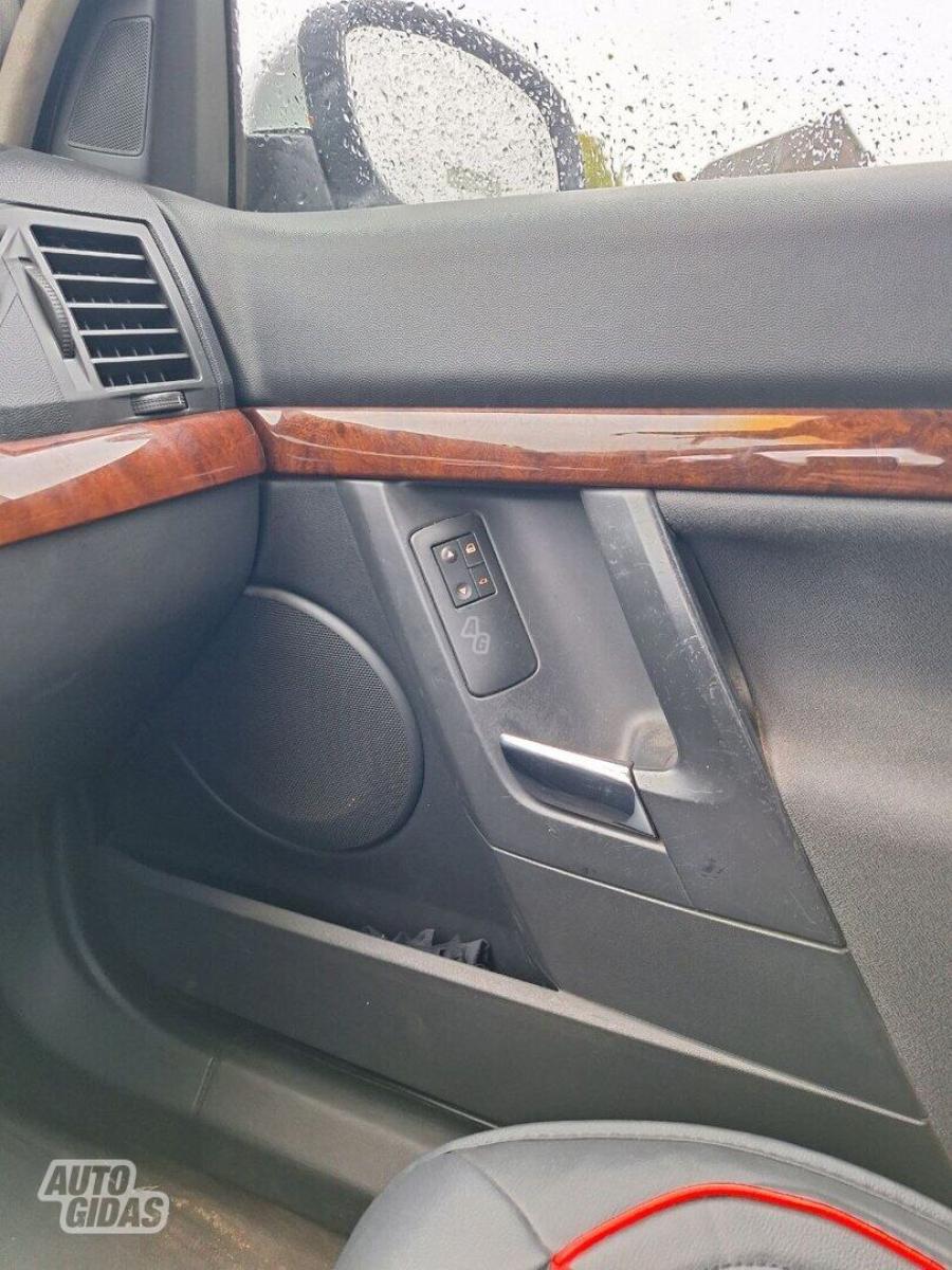 Grey Opel Vectra 2003 in Vilnius, with an engine capacity of 1.80 L and mileage of 287 thousand km for 520 €, photo 5 on AUTOMOTO.COM.LV