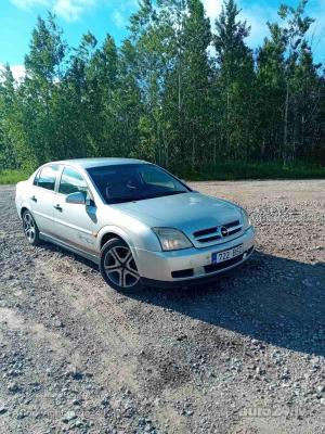 Pelēks Opel Vectra 2003 Kivieli, ar dzinēja tilpumu 2.20 L un nobraukumu 441 tūkst. km par 1500 €, foto  vietnē AUTOMOTO.COM.LV