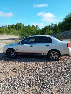 Pelēks Opel Vectra 2003 Kivieli, ar dzinēja tilpumu 2.20 L un nobraukumu 441 tūkst. km par 1500 €, foto 3 vietnē AUTOMOTO.COM.LV