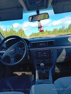 Pelēks Opel Vectra 2003 Kivieli, ar dzinēja tilpumu 2.20 L un nobraukumu 441 tūkst. km par 1500 €, foto 6 vietnē AUTOMOTO.COM.LV