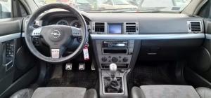Grey Opel Vectra 2003 in Valmiera, with an engine capacity of 3.00 L and mileage of 435 thousand km for 1250 €, photo 10 on AUTOMOTO.COM.LV