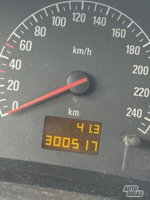 Pelēks Opel Vectra 2003 Utena, ar dzinēja tilpumu 2.20 L un nobraukumu 300 tūkst. km par 1500 €, foto 5 vietnē AUTOMOTO.COM.LV