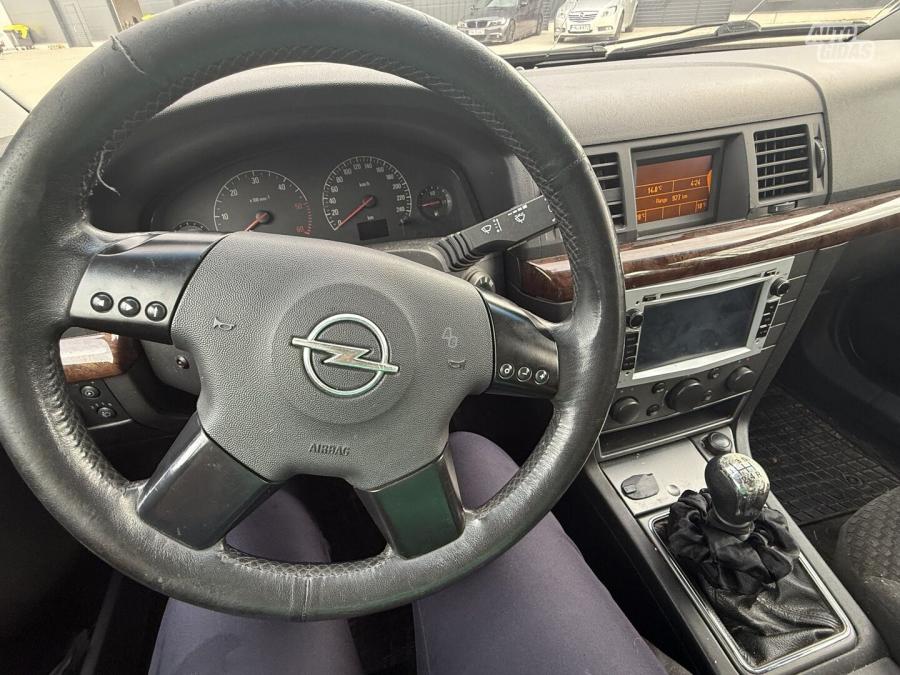 Pelēks Opel Vectra 2003 Utena, ar dzinēja tilpumu 2.20 L un nobraukumu 300 tūkst. km par 1500 €, foto 10 vietnē AUTOMOTO.COM.LV