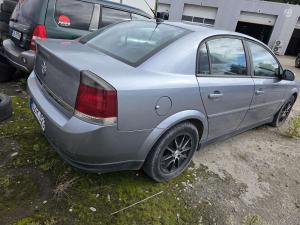Pelēks Opel Vectra 2003 Šauļi, ar dzinēja tilpumu 2.20 L un nobraukumu 235 tūkst. km par 250 €, foto 5 vietnē AUTOMOTO.COM.LV
