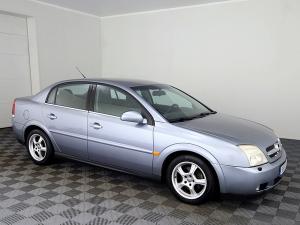 Grey Opel Vectra 2003 in Tallinn, with an engine capacity of 2.20 L and mileage of 287 thousand km for 999 €, photo  on AUTOMOTO.COM.LV